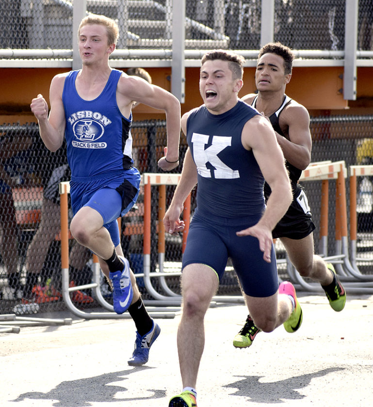 Eagles sprinting toward Columbus | News, Sports, Jobs - Tribune Chronicle